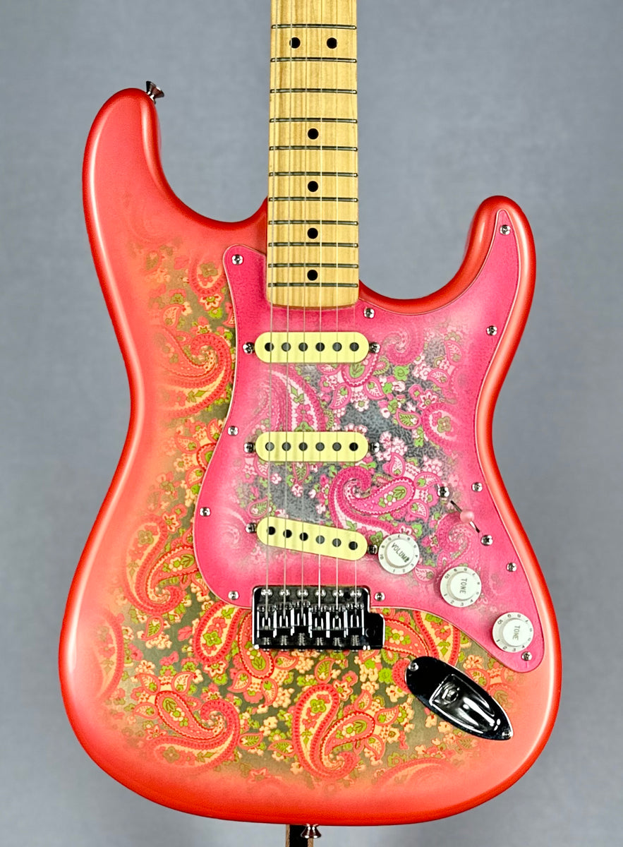 Fender Paisley Stratocaster Made In Japan – Jimmy Wallace Guitars