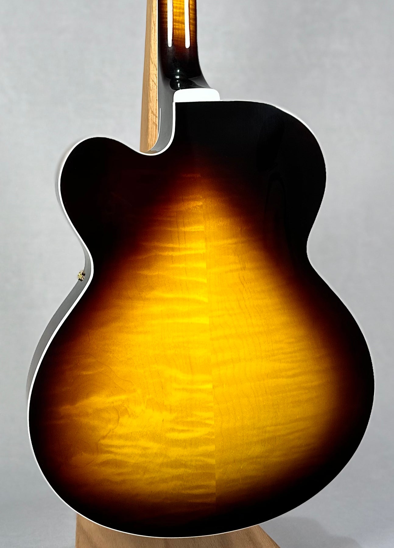 Heritage Classic Eagle – Jimmy Wallace Guitars